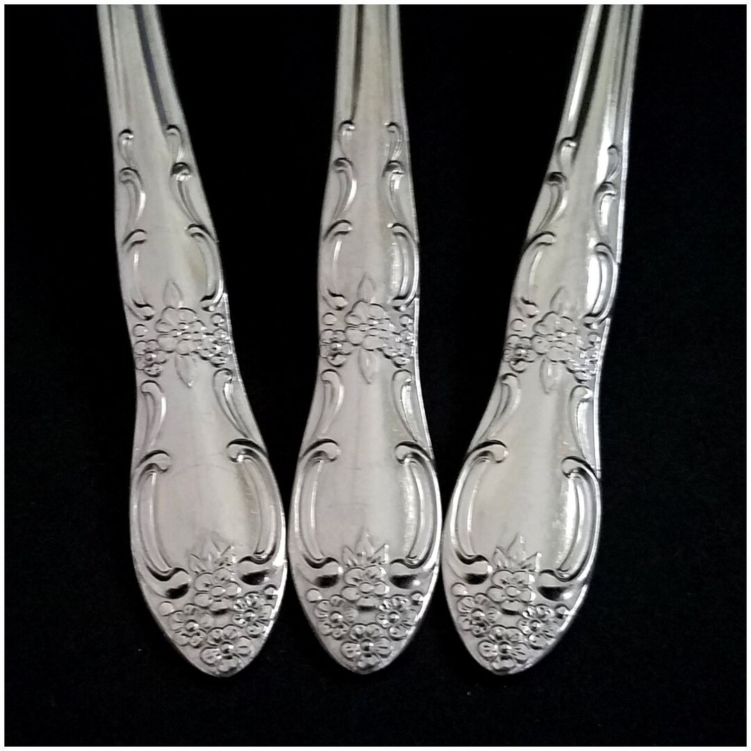 Oneida VENUS Stainless Flatware, Oneidacraft Floral Scroll Silverware ...