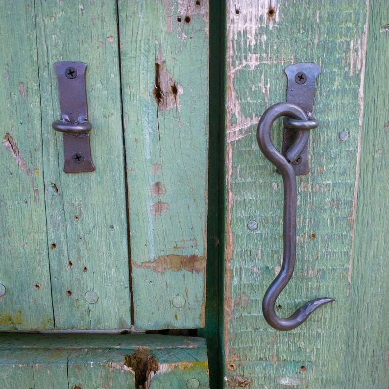 Hand Forged Heavy Duty Rustic Barn Door Latch | Etsy