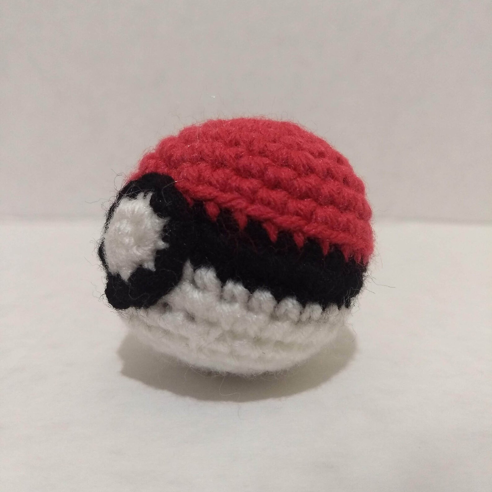 Crochet Pokéball Amigurumi - Etsy