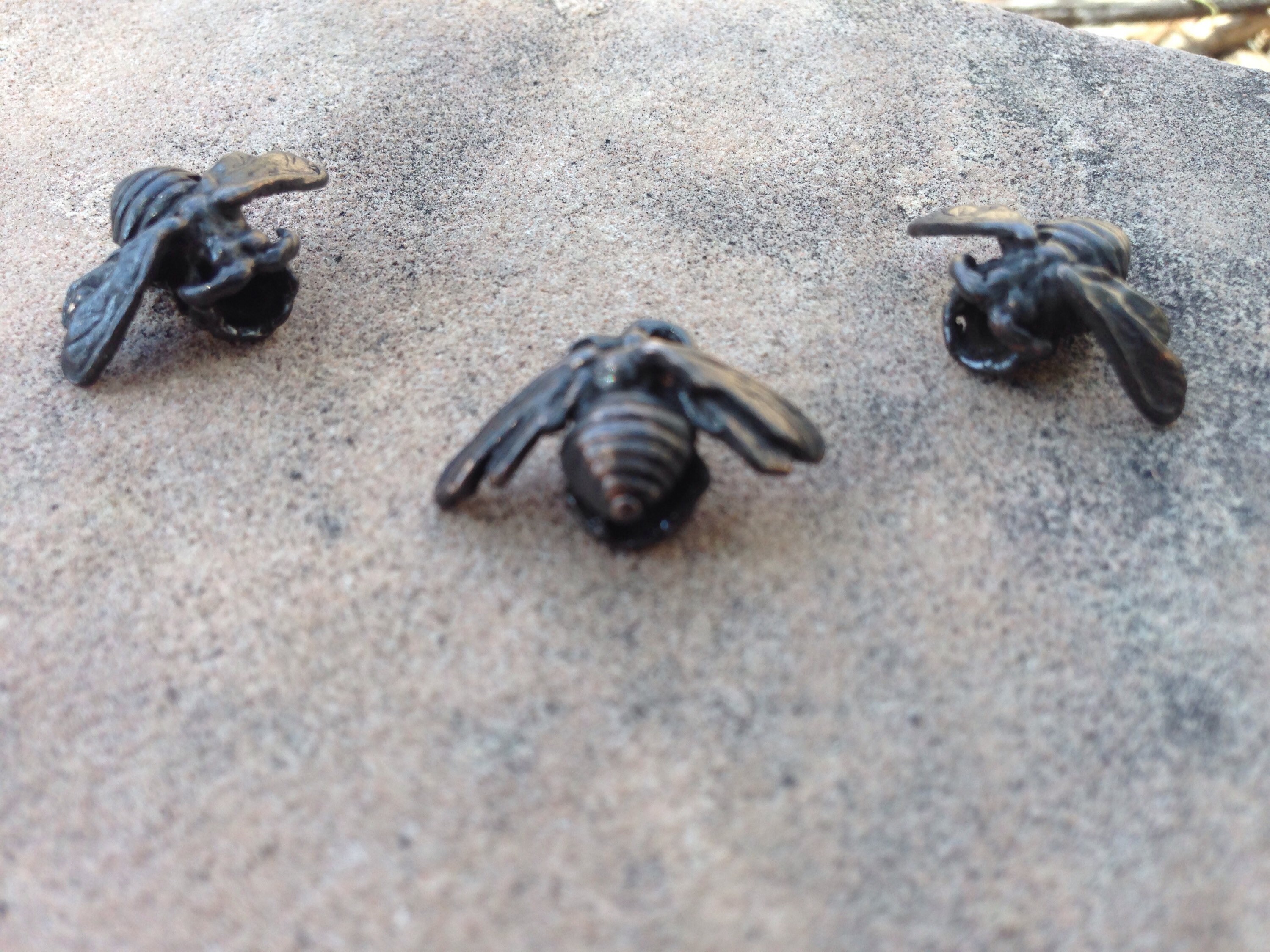 Antiqued Bronze Bumble Bee Bead by Robert Burkett / Lost Wax Casting ...