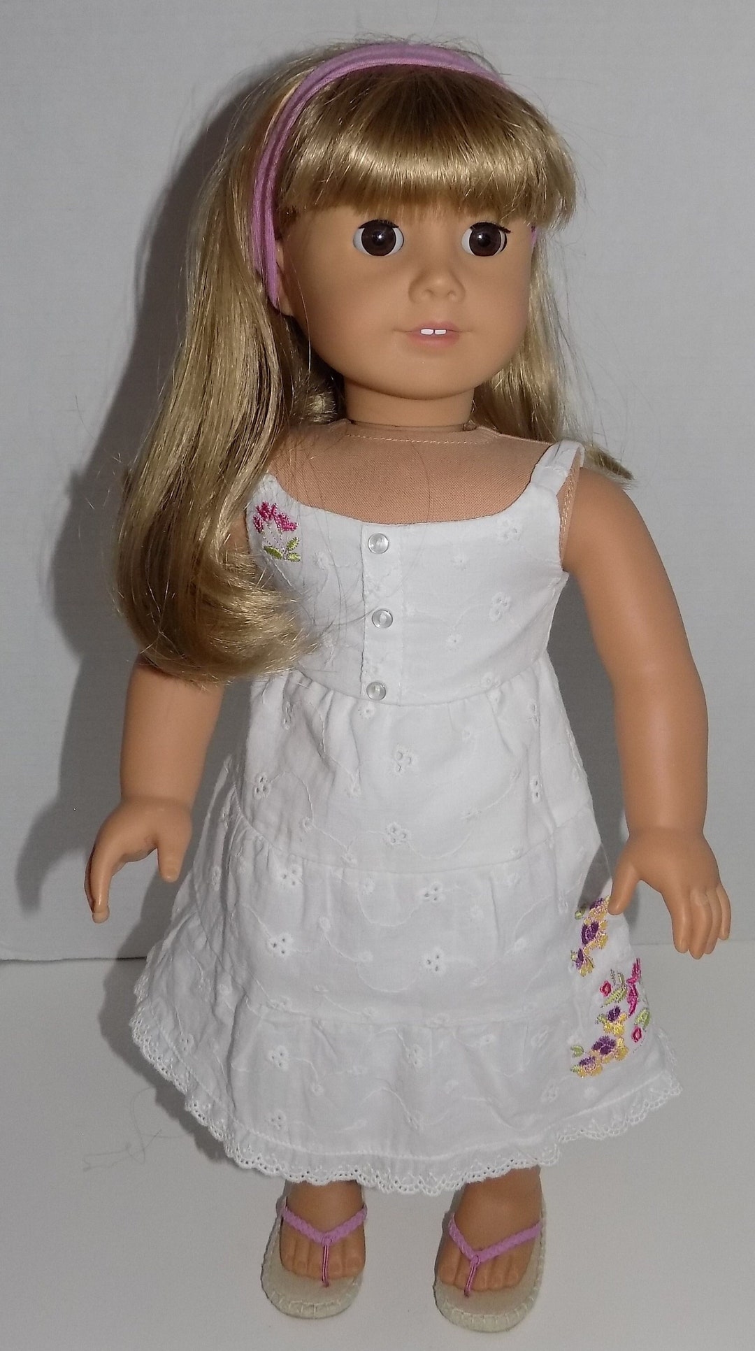 HTF Gwen American Girl Doll EUC Blonde Hair Brown Eyes W White Eyelet ...