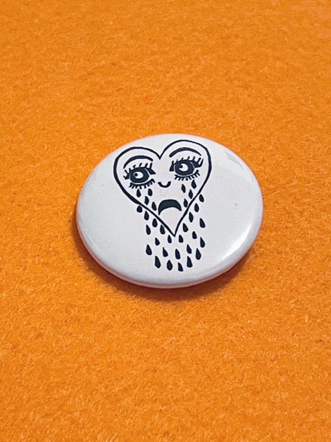 38mm Crying Heart Button Badge - Etsy