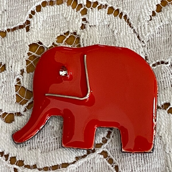 Elephant Brooch - Etsy