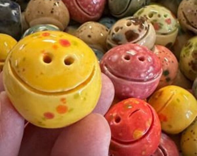 SMILEYS, Little Ceramic Smiles. SPREAD HAPPINESS (1 Dozen) - Etsy