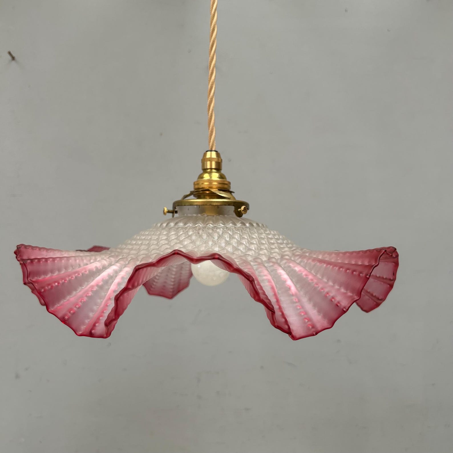 Rare Design Pretty Vintage French Frilly Glass Lampshade Frosted Opaque ...