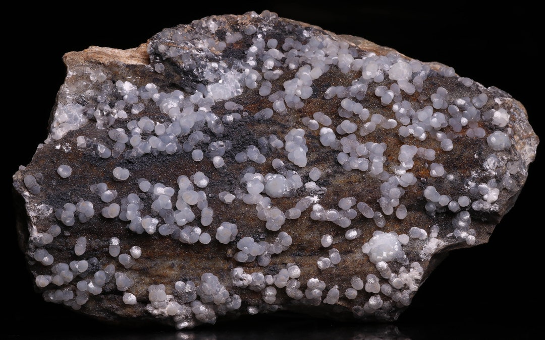 Smithsonite, Quartz & Hetaerolite, Skorpion Mine, Karas Region, Namibia ...