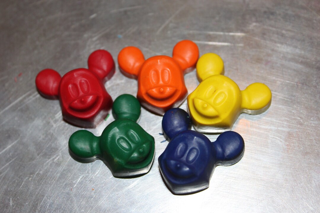 Handmade Mickey Crayons! (custom Mickey Party Favors, Classroom Gifts ...
