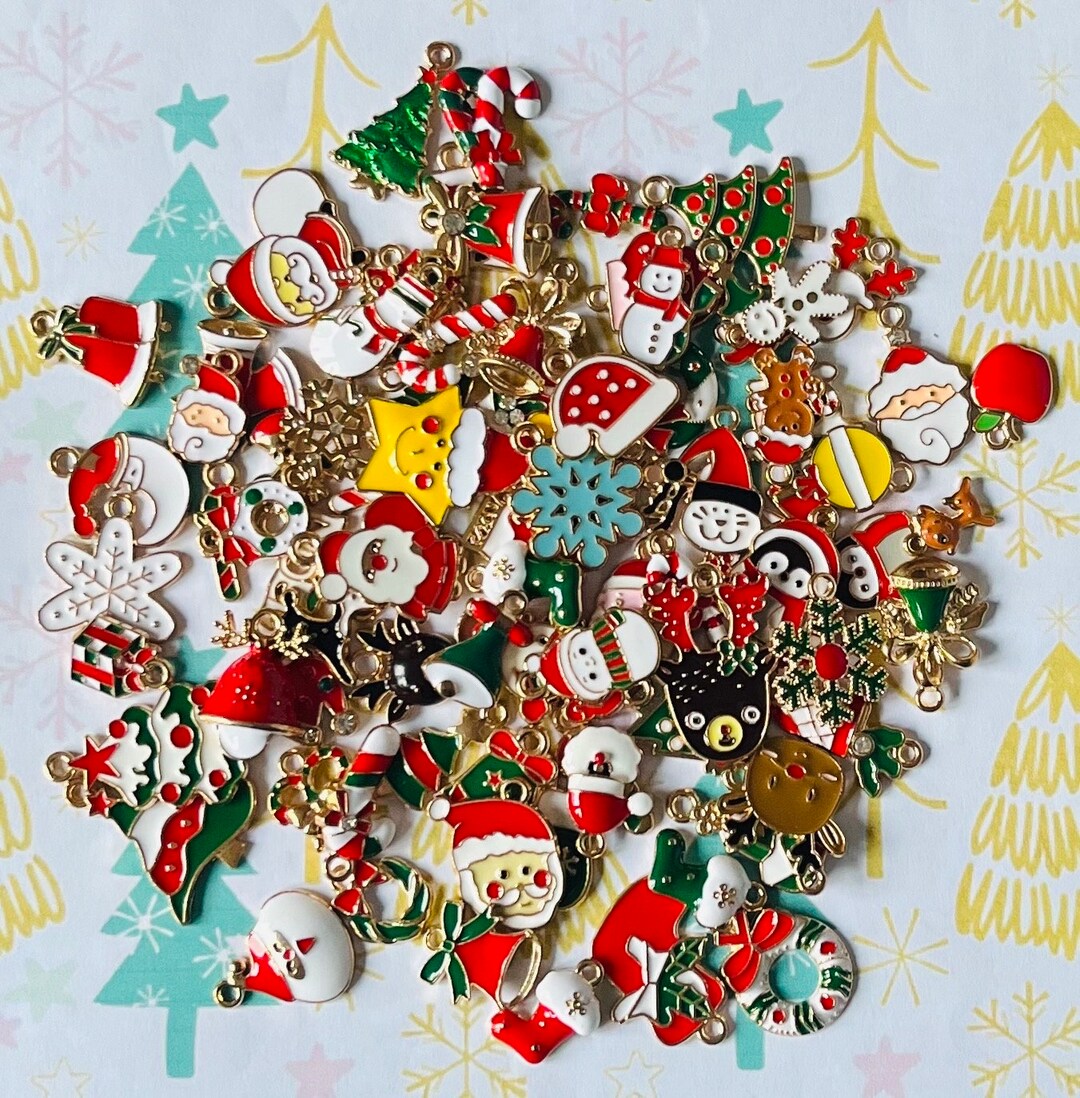 CHRISTMAS LUCKY DIP Charms, Stitch Marker, Keyring - Stitch Markers for ...