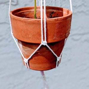 Minimalistic Thread Wrapped Plant Hanger Small Pot Handmade Indoor ...