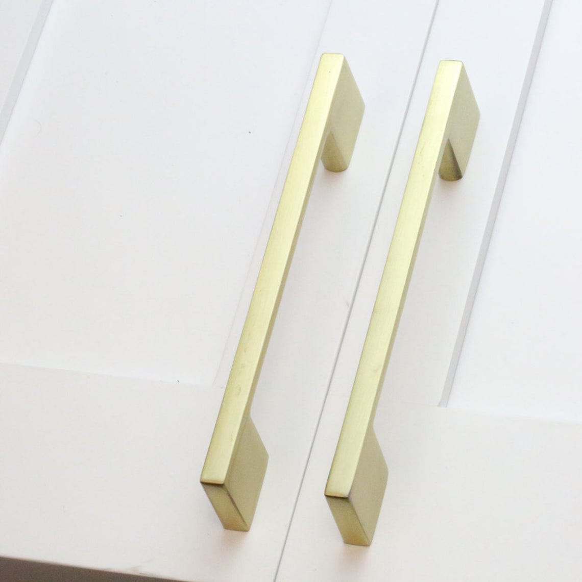 Satin Brass Cabinet Hardware Modern Pull Handle 96mm Center - Etsy Denmark