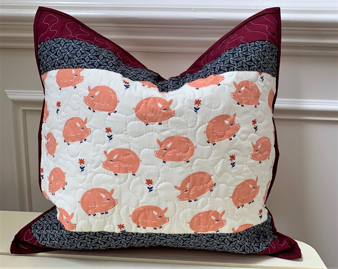 Adorable Pig Lovers Quilted Pillow Cover, Eighteen Inches Square ...