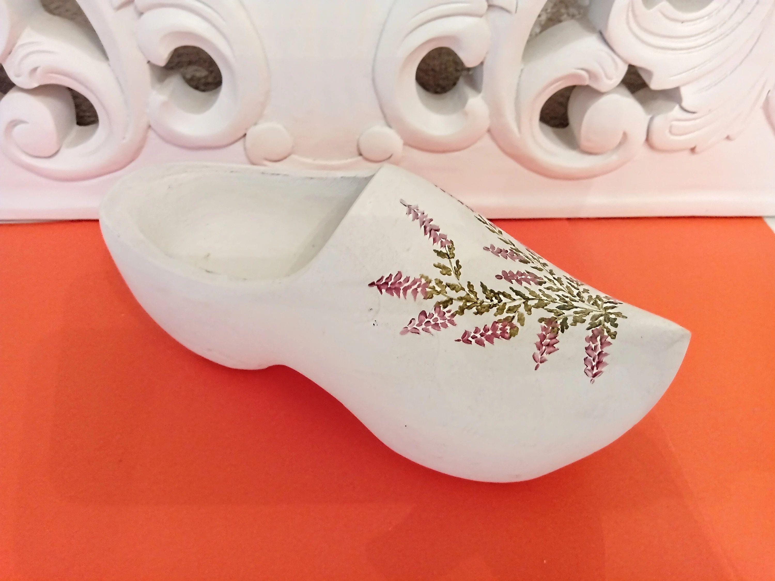 Vintage White Dutch Wooden Clog Shoe Wall Hanging Wood Clog Souvenir ...