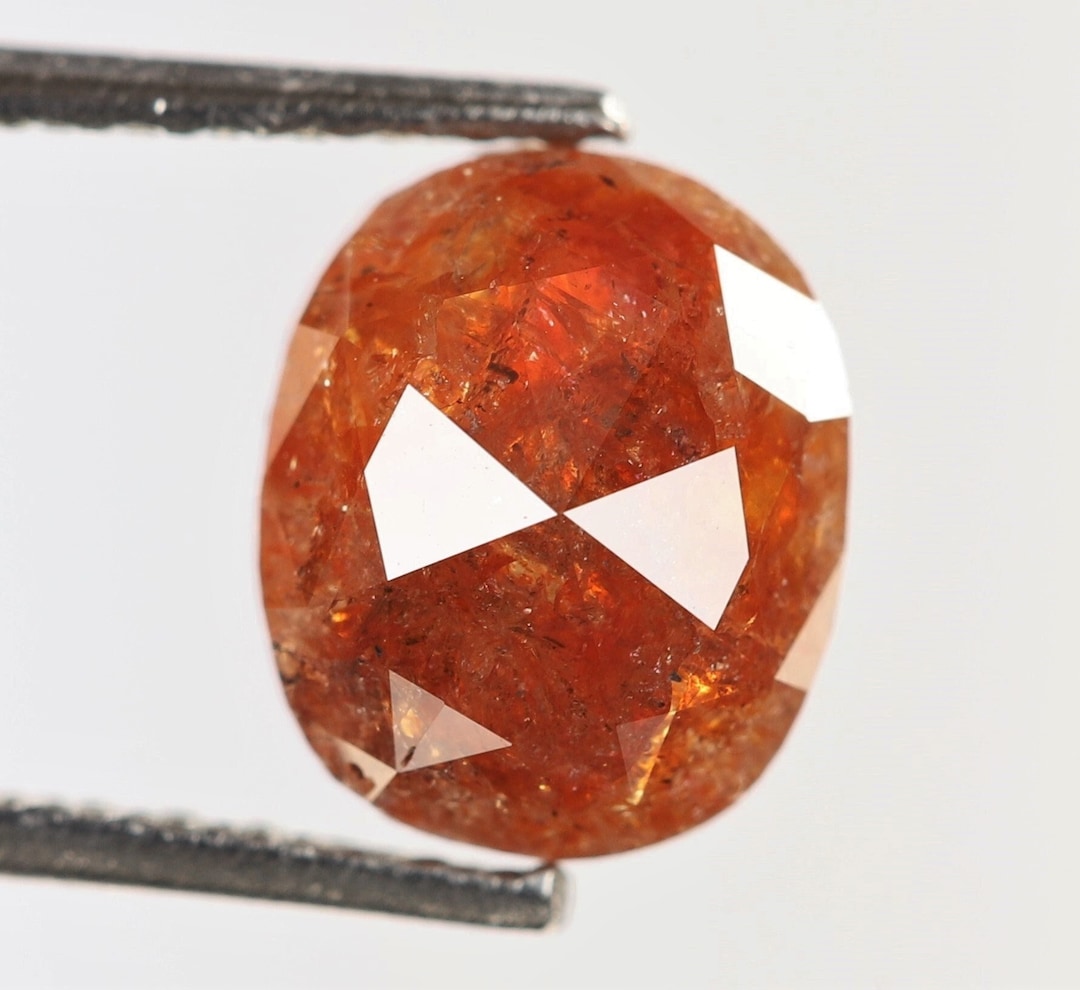 1,19 Ct, 6,8 X 5,7 X 3,3 mm, natürlicher rustikaler Diamant in ...