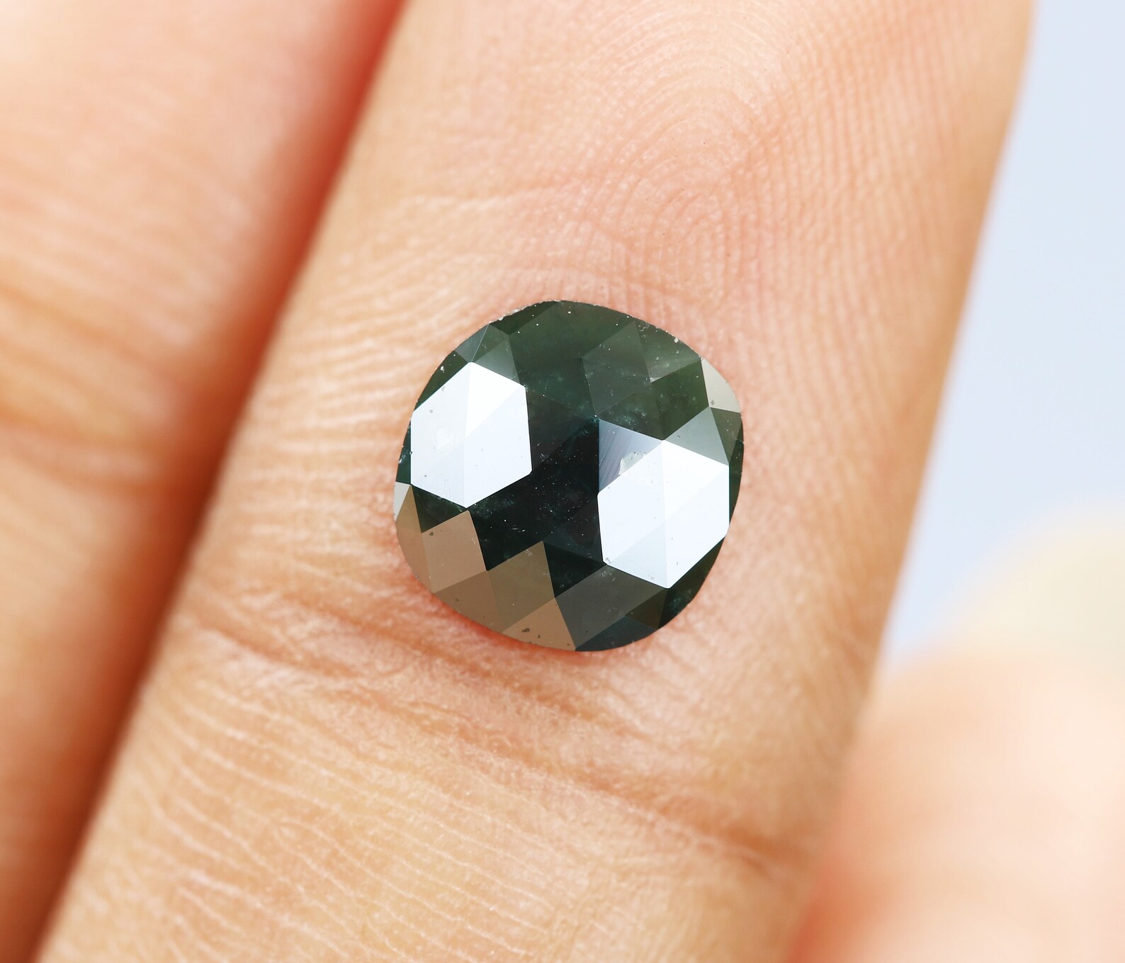 0.90 Ct 7.6 X 7.4 X 1.5 MM Loose Diamond Green Color Cushion | Etsy