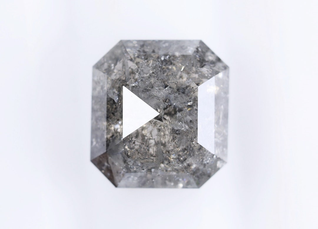 2.91 Ct, 8.5 X 7.9 X 3.9 MM, Natural Rustic Diamond Fancy Gray Color ...