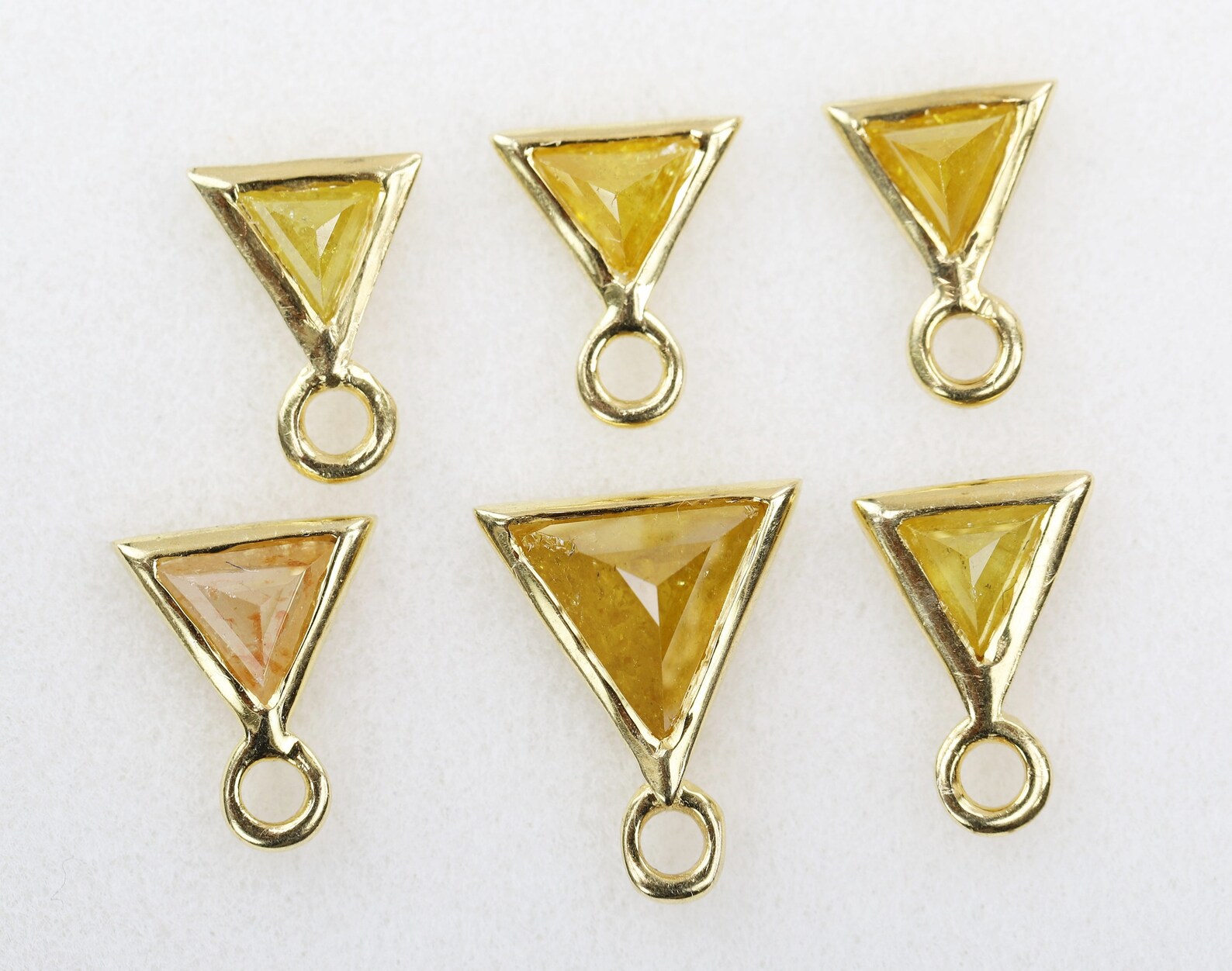 10K Yellow Gold Metal Yellow Color Antique Triangle Shape - Etsy
