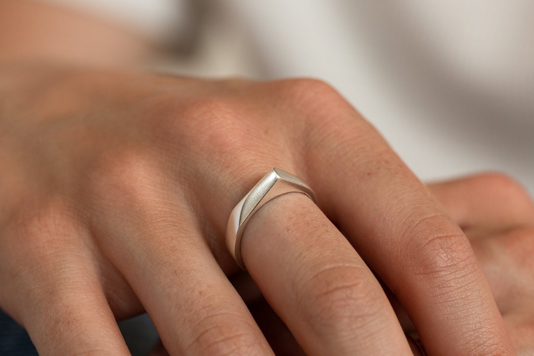 Sterling Silver Peak Ring | Modern Geometric Ring | Carved Sterling ...