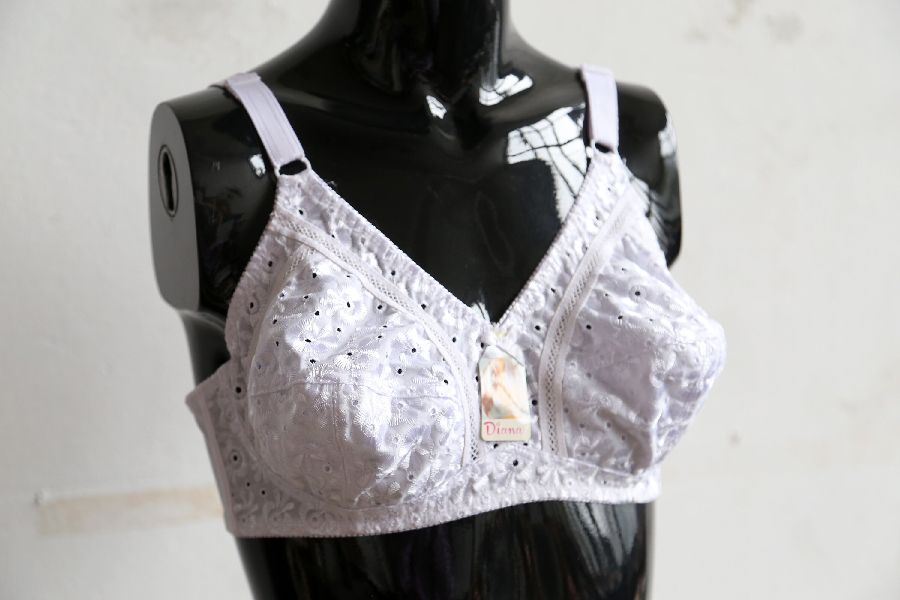 US 31C Cup 1990s Bra White Nylon Bra Soviet Lingerie Vintage Lingerie ...