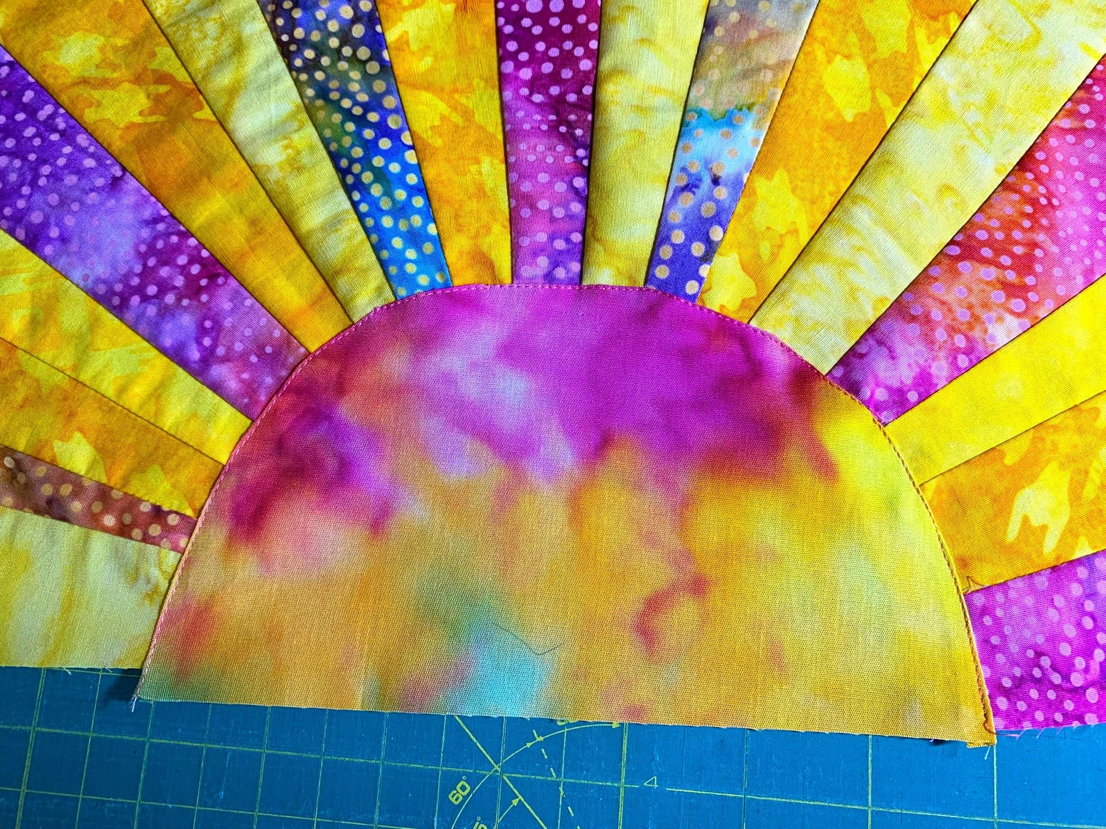 Landscape With Sun Quilt Tutorial: Curved Piecing (PDF Pattern) - Etsy