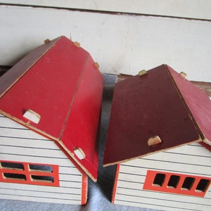 Vintage Barnyard Cardboard Barns. 1940s Diorama Play Set Toy Farm Barns ...