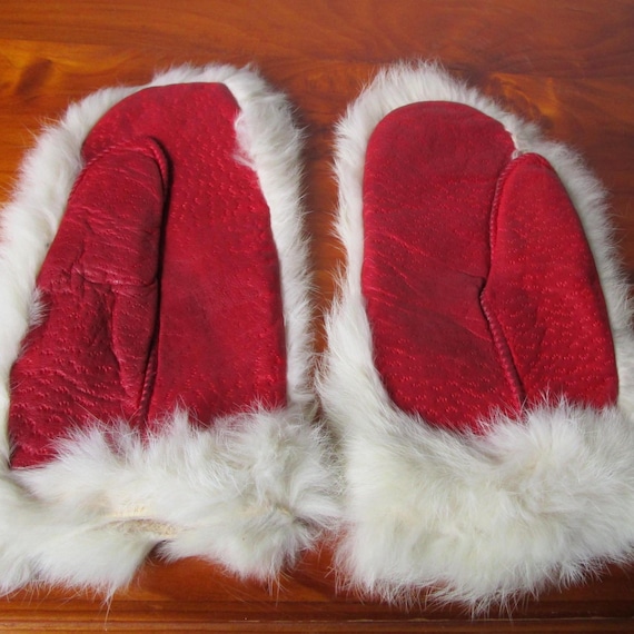 MIttens with Fur and Red leather palms. Midcentury wi… - Gem