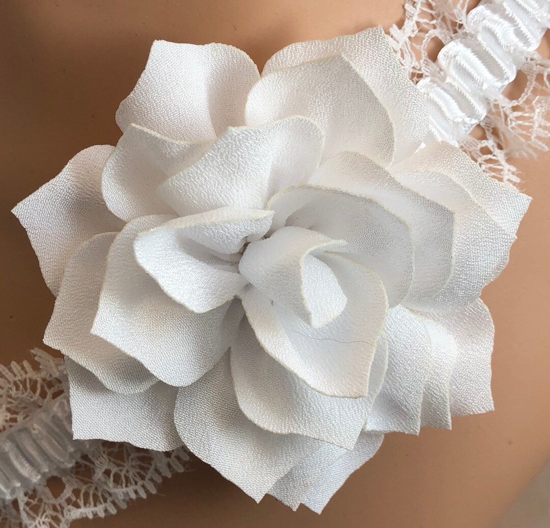 Lili Flower Garter - Etsy