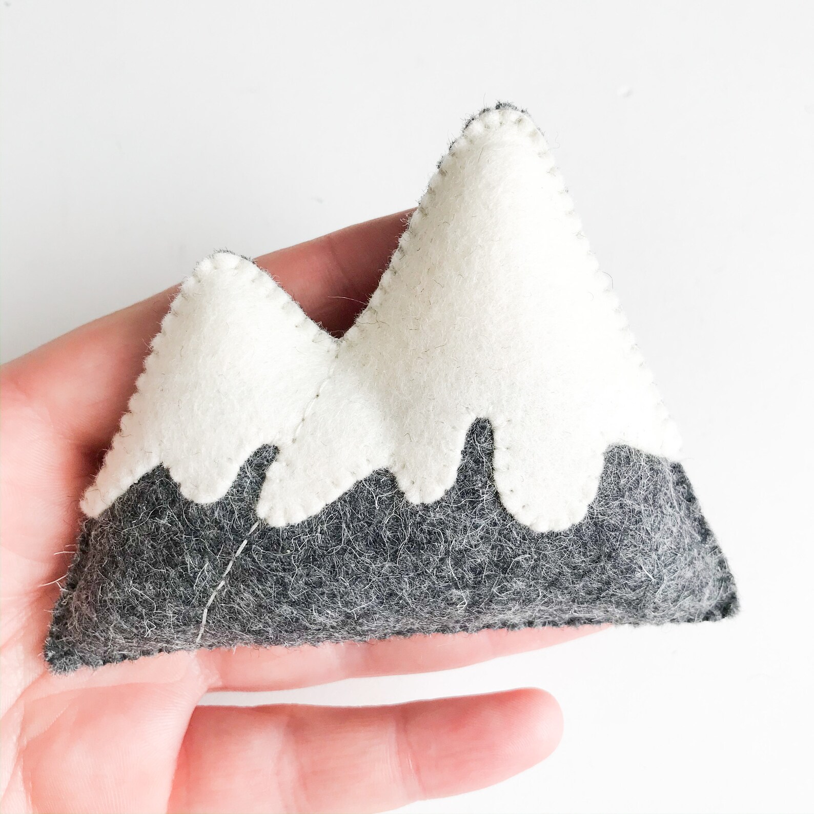 Felt mountains PDF sewing pattern felt ornaments templates | Etsy
