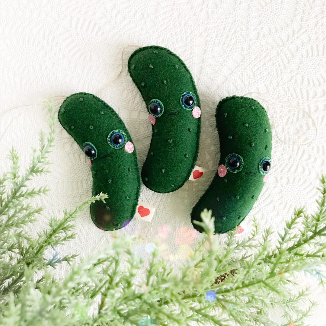 Felt Pickle Christmas Tree Decor Tree Charm, Holidays Ornament, Felt ...