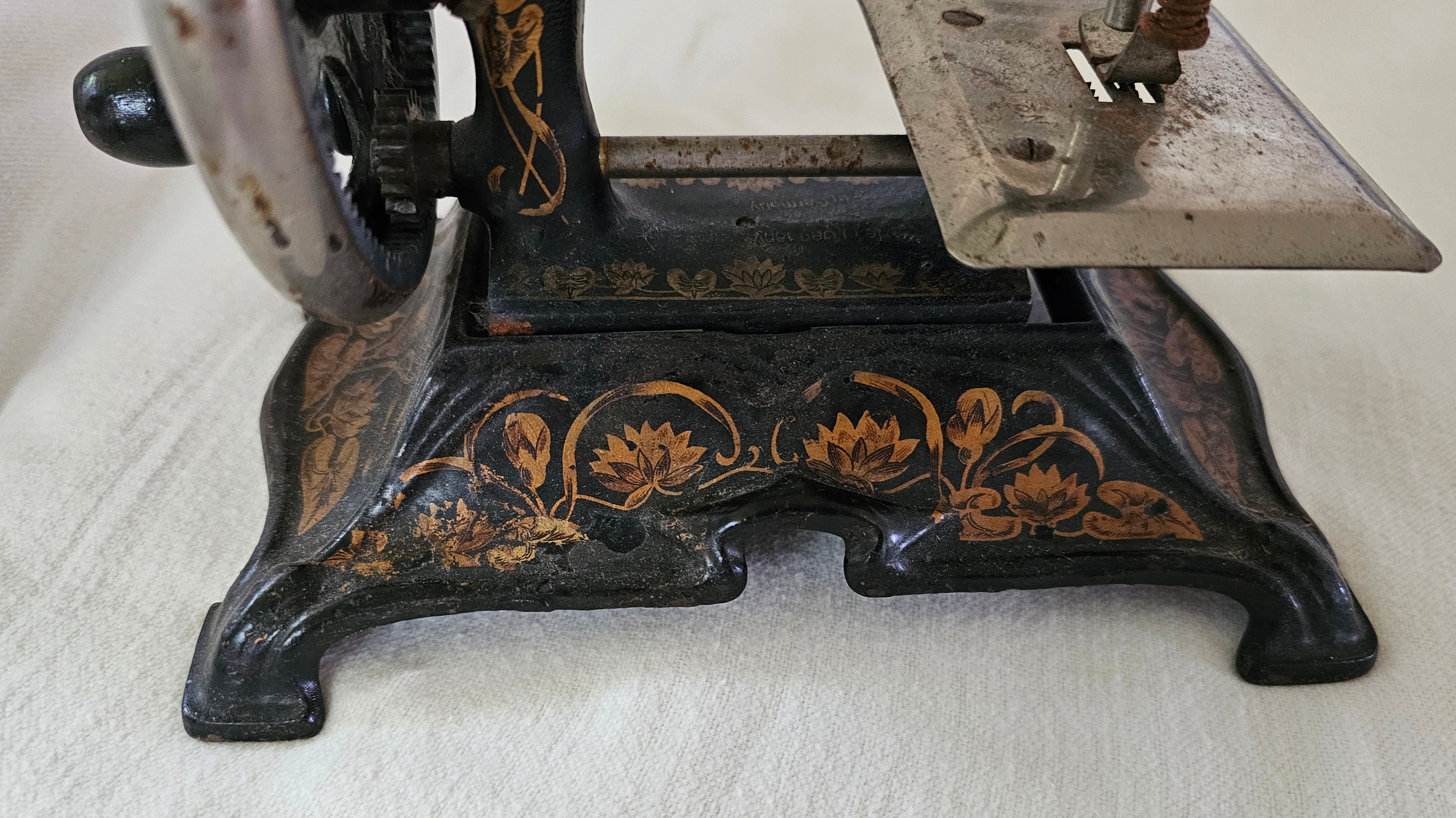 Vintage German Made Working Iron Child's Sewing Machine. - Etsy