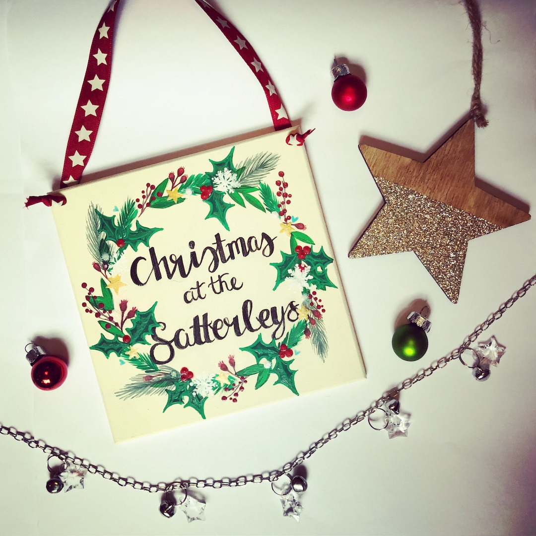 Personalised Christmas Wreath Sign. Hanging Family Christmas Sign. Hand ...