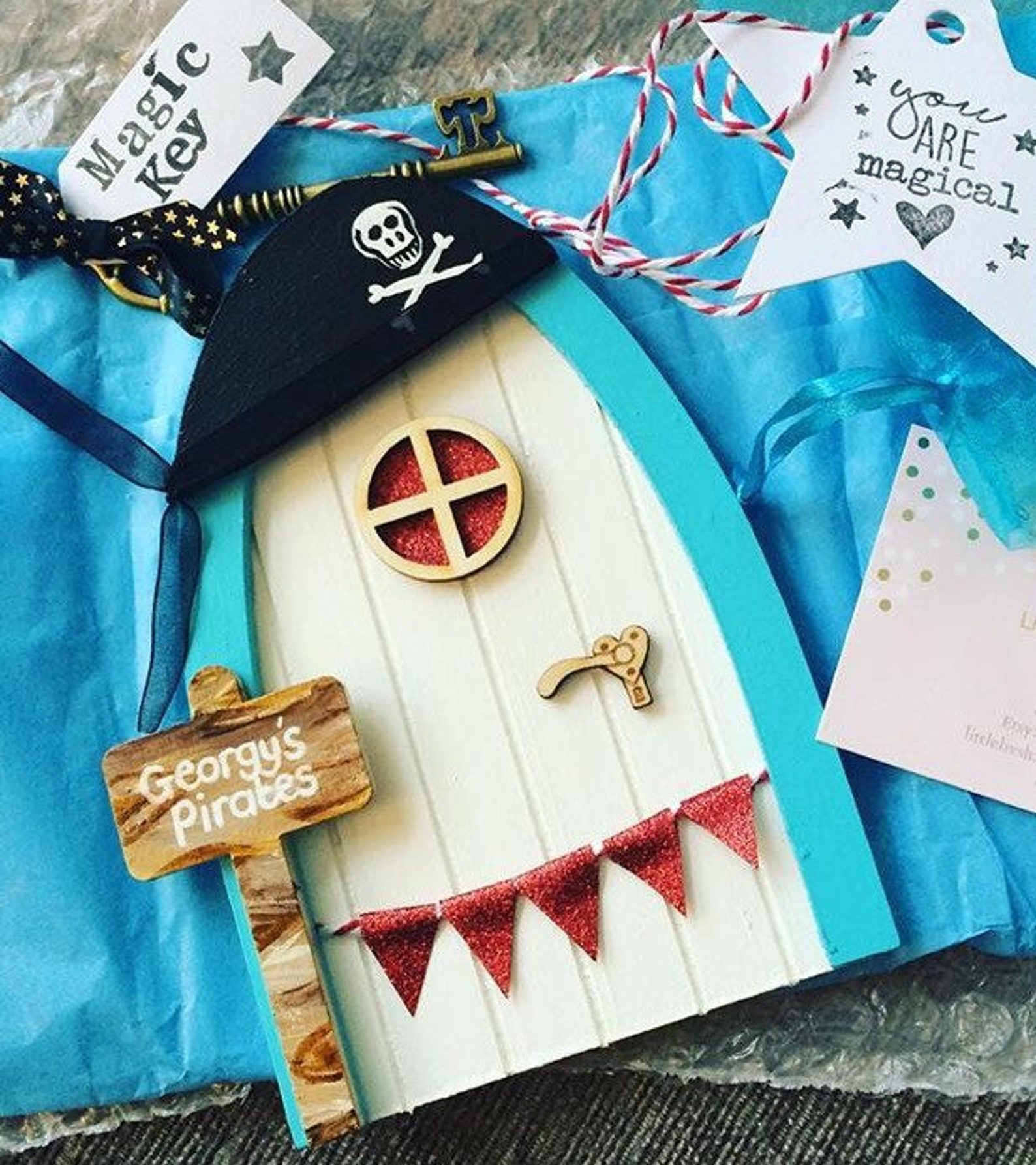 Pirate door with personalised sign post and pirate hat. Pirate | Etsy