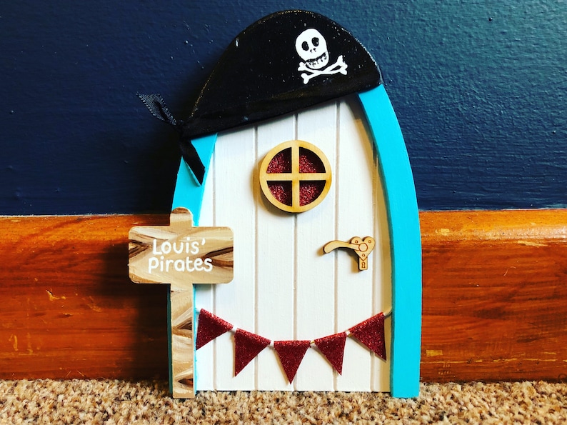 Pirate Door With Personalised Sign Post and Pirate Hat. Pirate - Etsy
