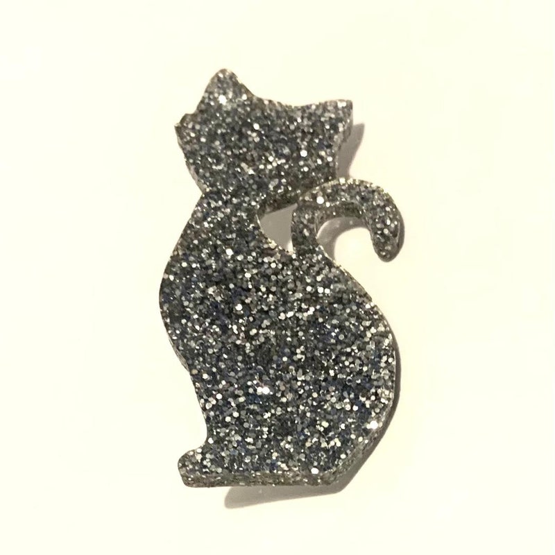 Cat Brooch - Etsy UK