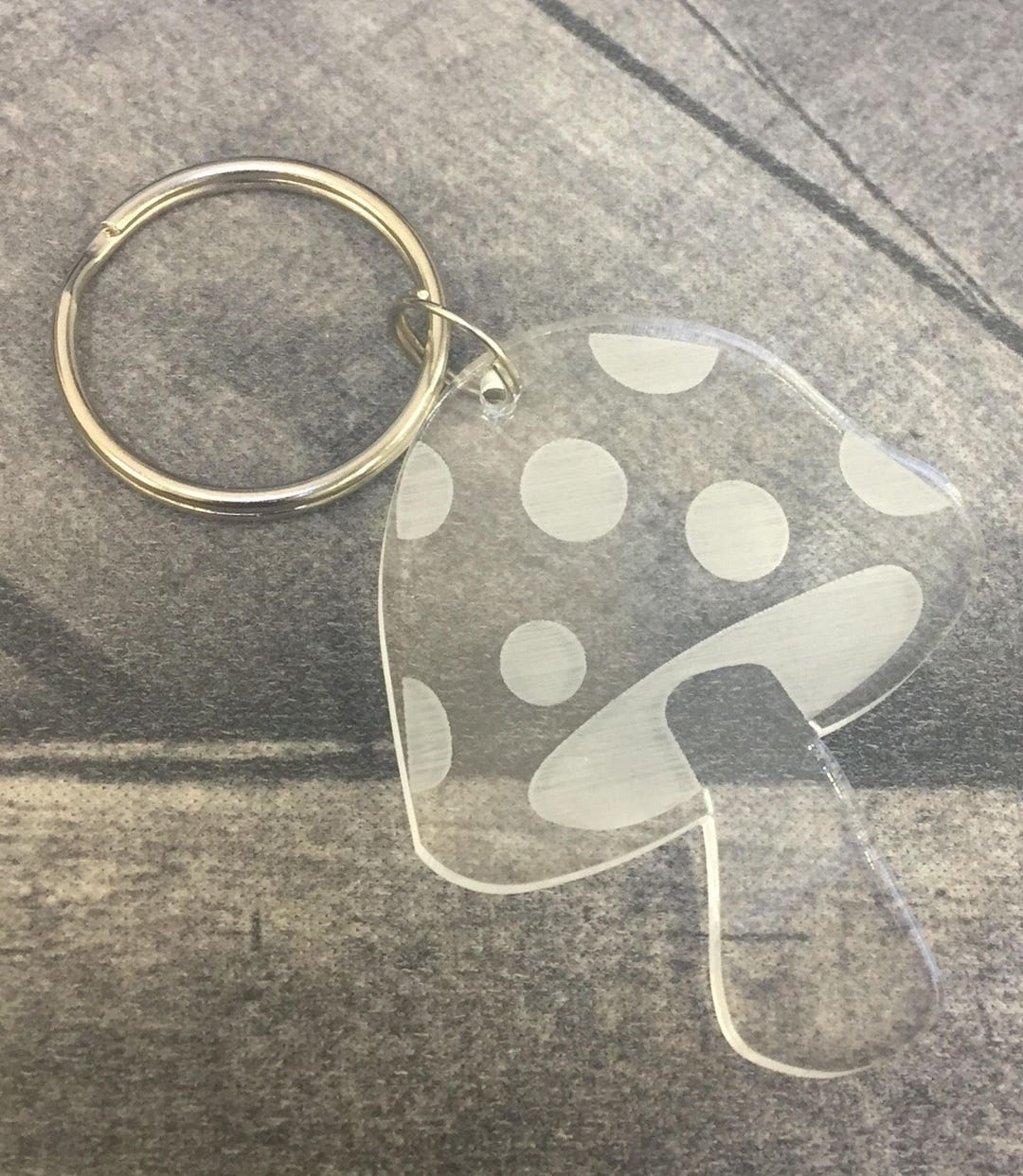 Toadstool Mushroom Fungi Keyring Keychain Bag Charm Gift in Clear ...