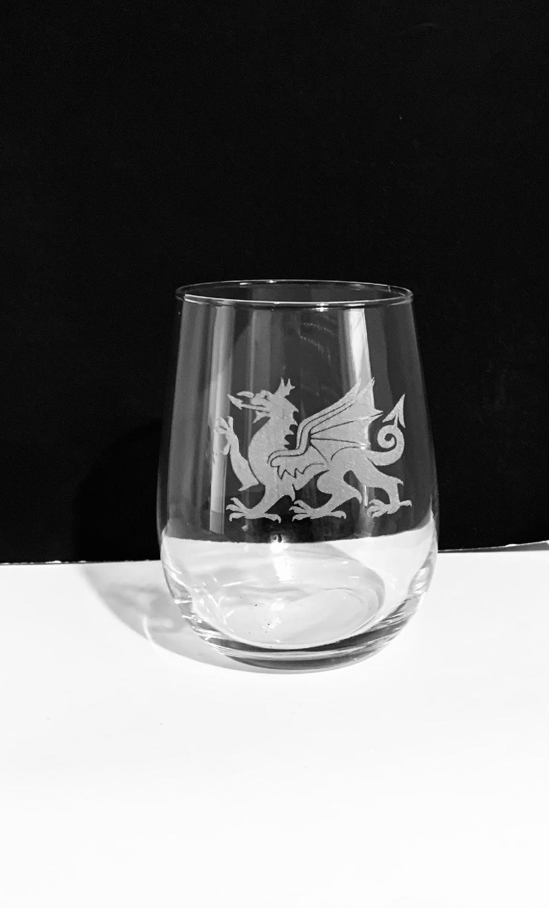 Welsh Dragon Engraved Stemless Wine Glass Gift & Rustic Slate Coaster ...