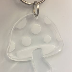Toadstool Mushroom Fungi Keyring Keychain Bag Charm Gift in Clear ...