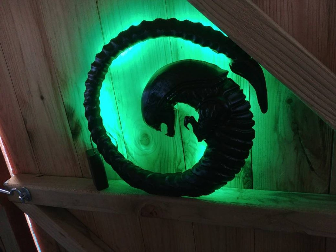 Alien Xenomorph LED Wall Art | Etsy