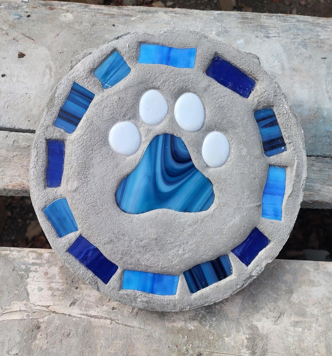 Paw Print Stepping Stone 11 Wide, Solid Concrete, Stained Glass Inlay ...