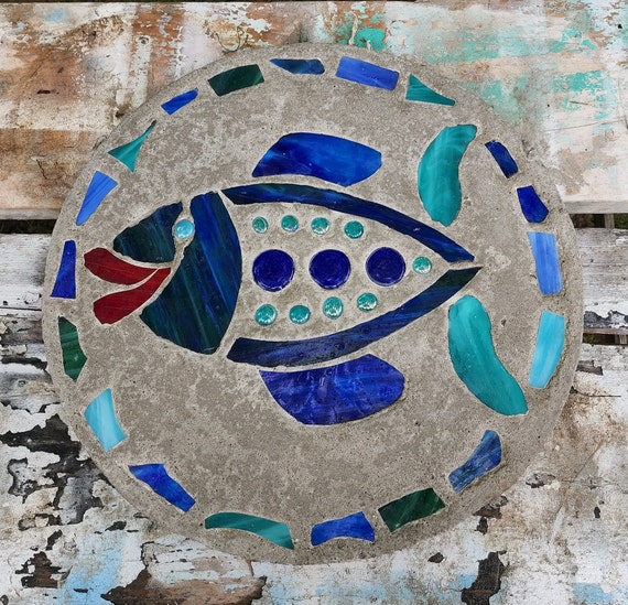 18 FISH Stepping Stone Concrete and Hand Cut Stained | Etsy