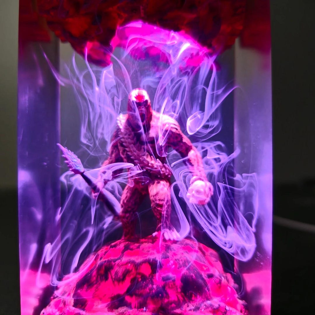 Scar King Figure, Scar King Lamp, Diorama Monster, the New Em.pire ...