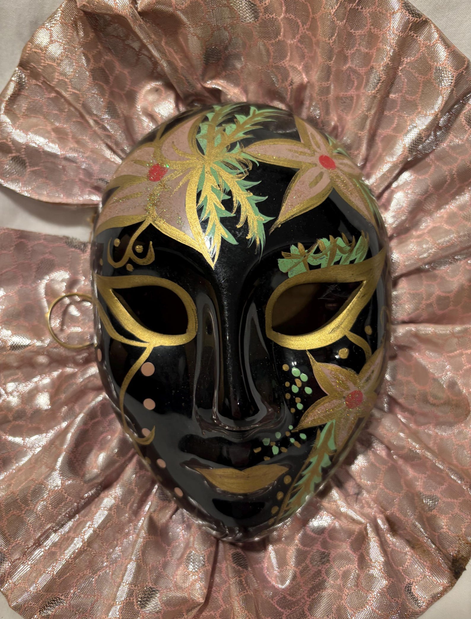 Vintage Hand-painted Ceramic Mask Wall Plaque – 6" High, Retro Charm ...