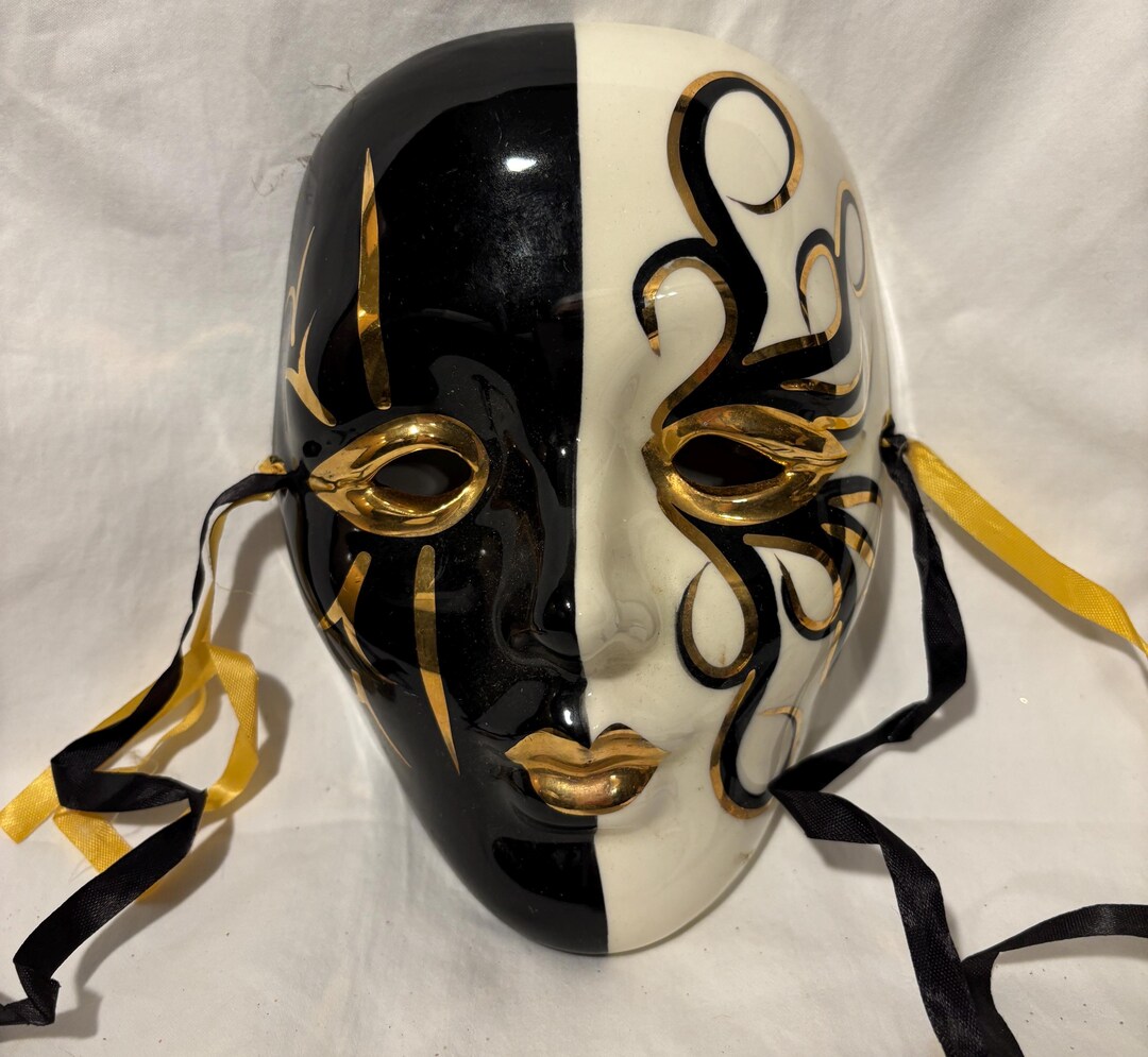 Elegant Sally New Orleans Mardi Gras Black, White & Gold Ceramic Mask ...