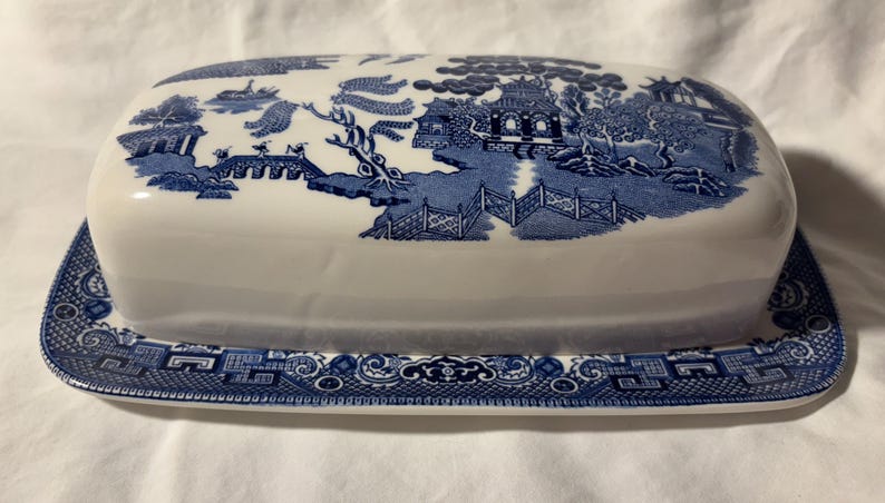 Johnson Brothers Blue Willow Covered Butter Dish – Iconic Pattern ...