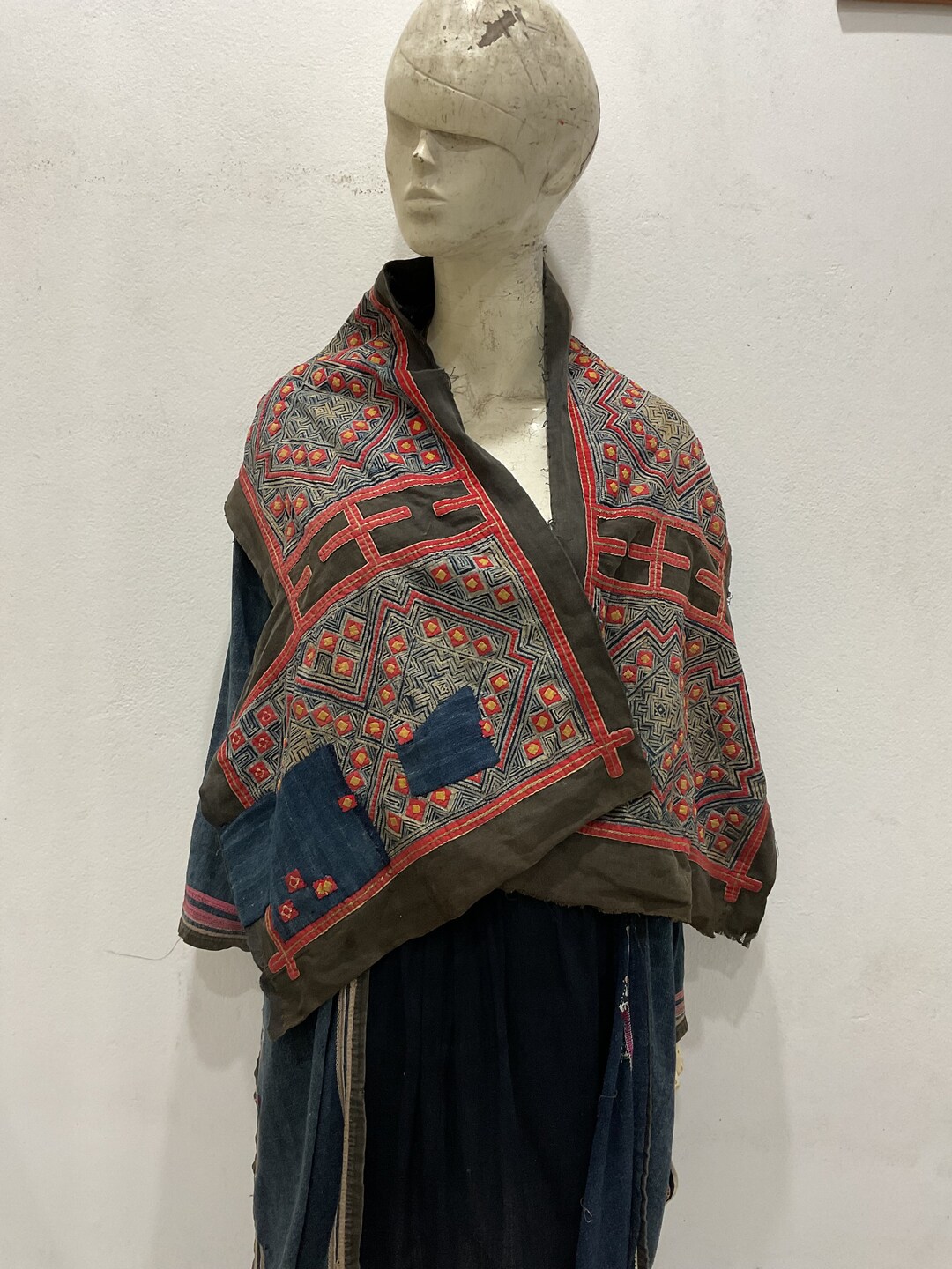 Vintage Tribal Hmong Batik Fabric Piece in Mu Cang Chai Village,north ...