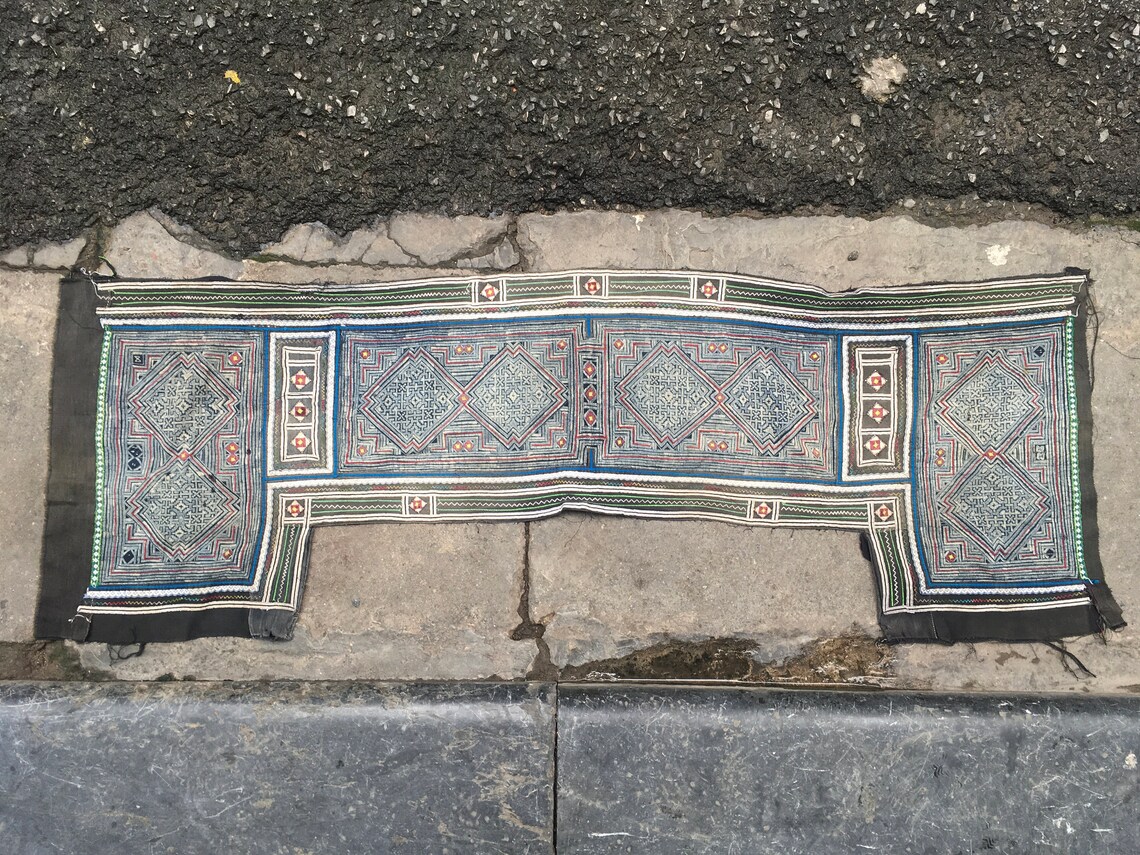 Vintage Tribal Hmong Batik Piece in Mu Cang Chai Villagenorth | Etsy