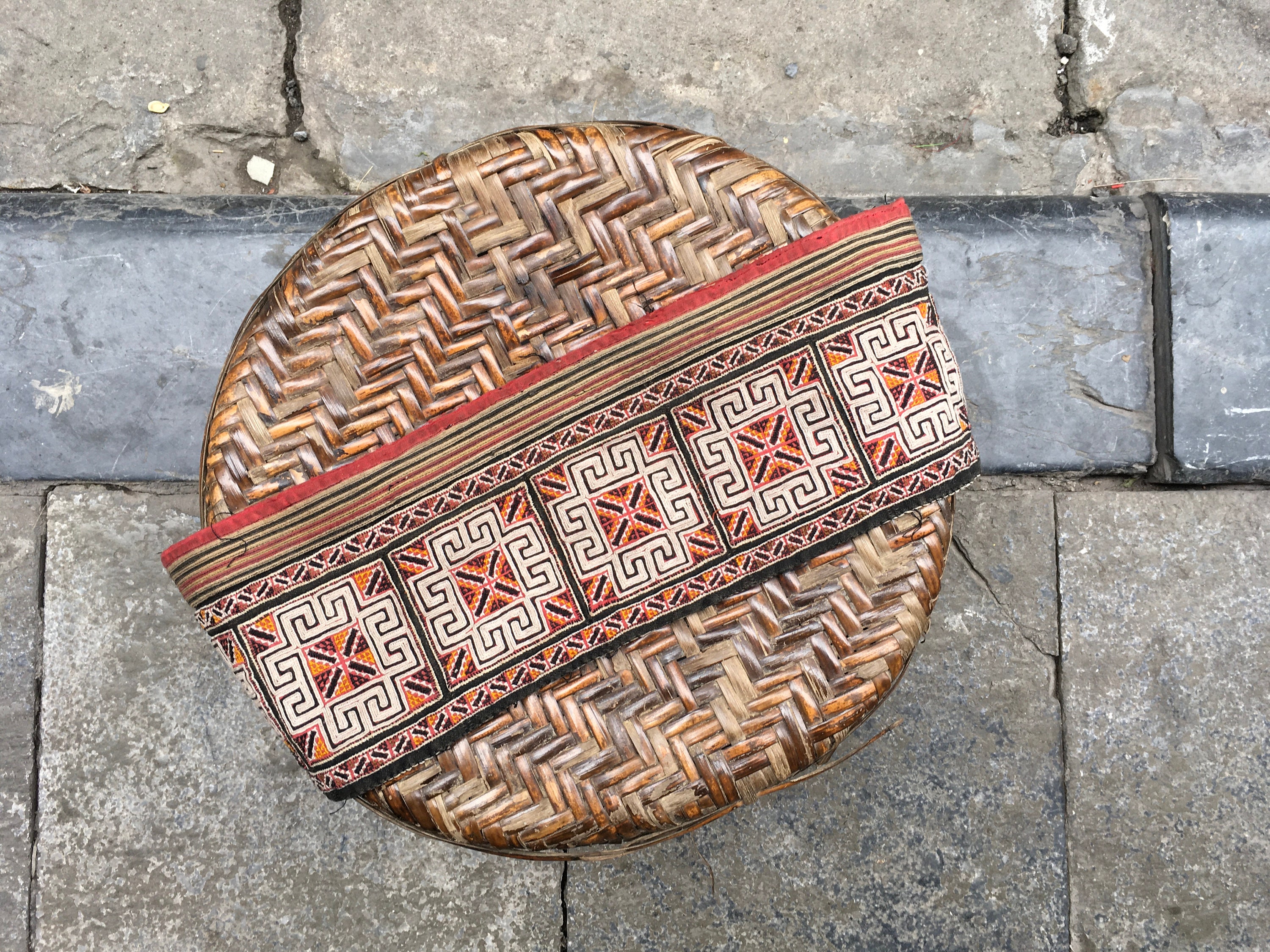 Vintage tribal White Hmong embroidered collar in Mu Cang Chai | Etsy