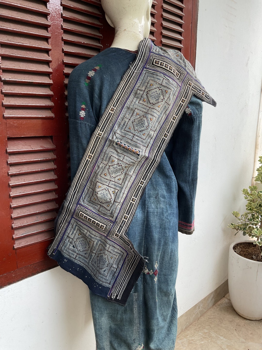Vintage Tribal Hmong Batik Piece in Mu Cang Chai Villagenorth - Etsy