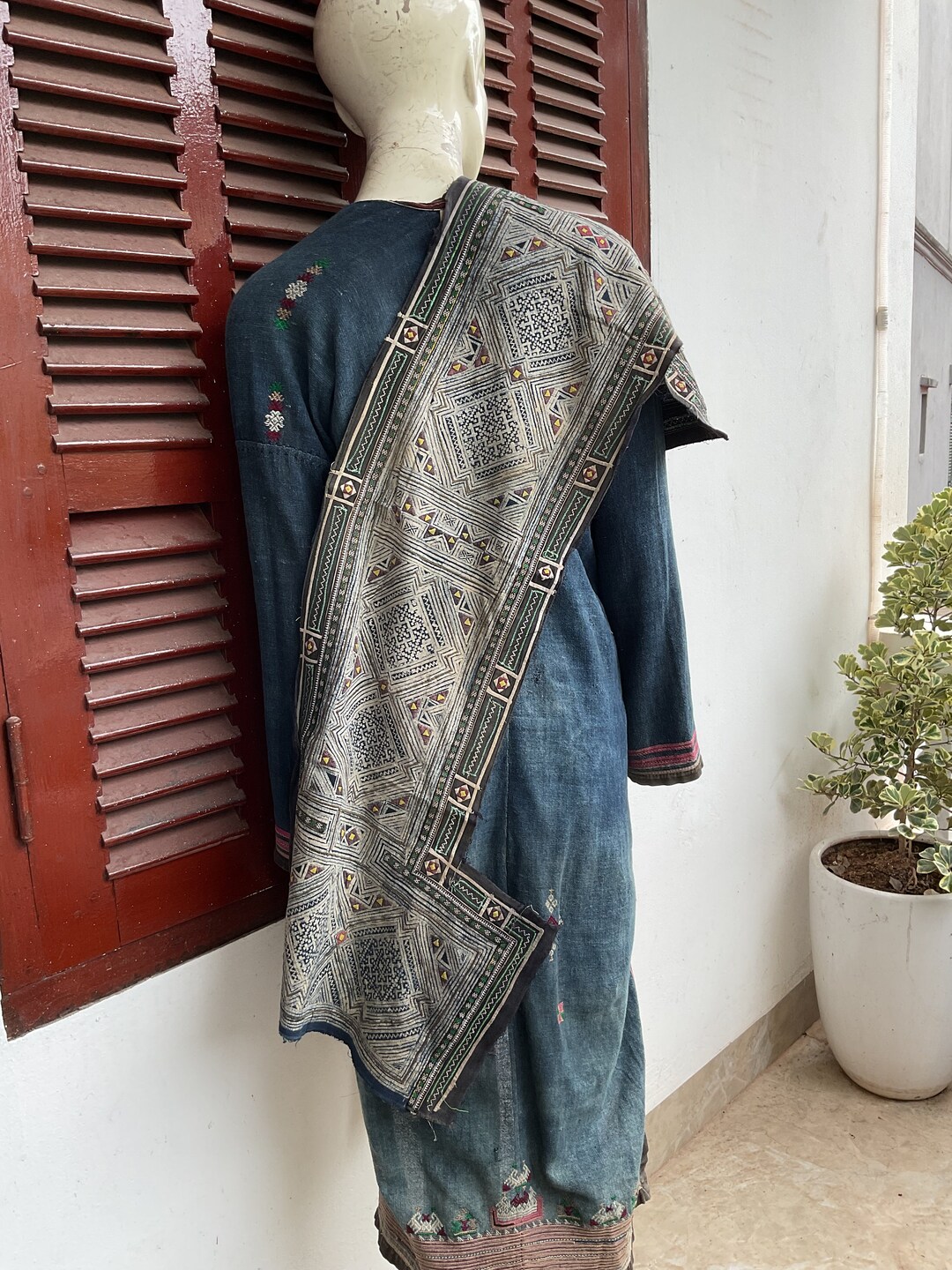 Vintage Tribal Hmong Batik Piece in Mu Cang Chai Villagenorth - Etsy