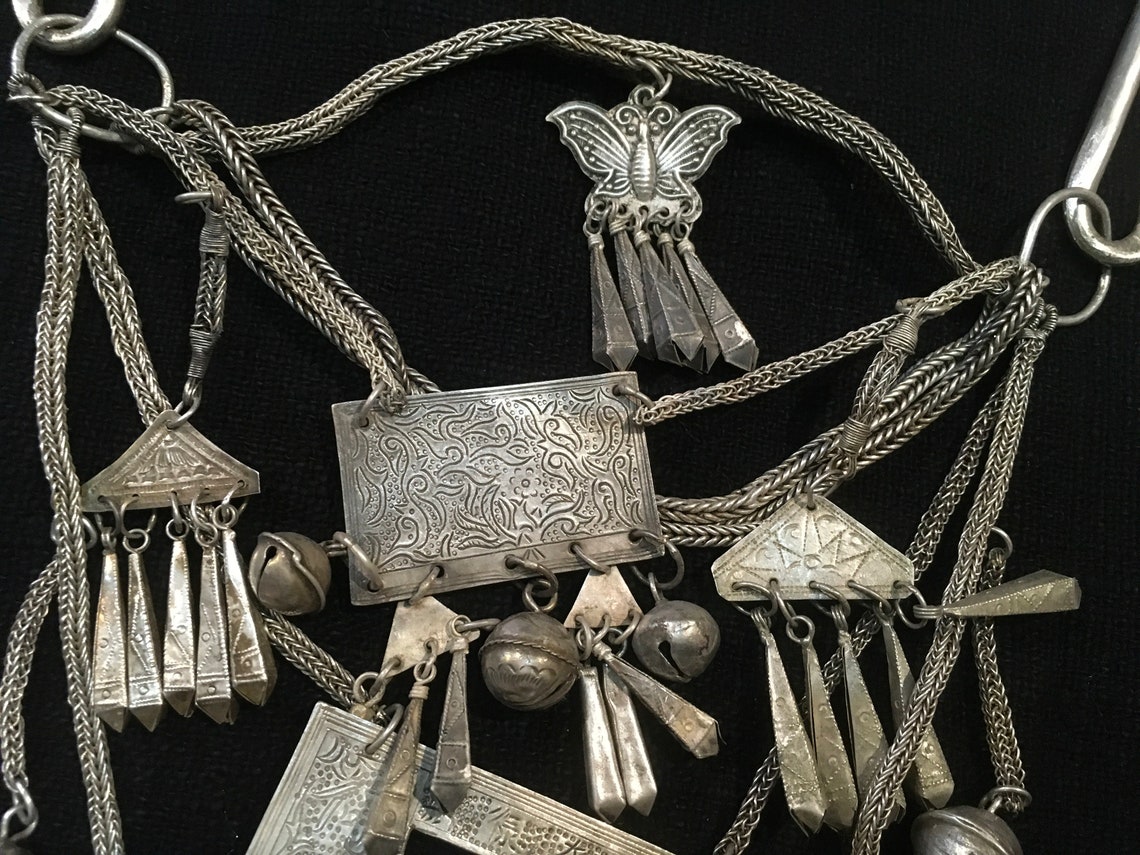 Vintage Tribal Hmong Lolo Silver Necklace in Ha Giang - Etsy