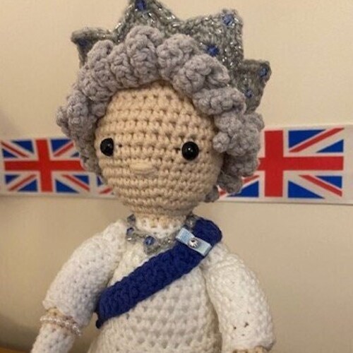 Queen Elizabeth II Crochet Pattern PDF Instant Download. - Etsy